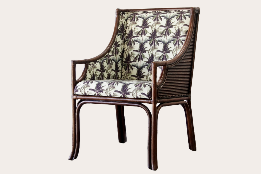 Linear Carver - Palms